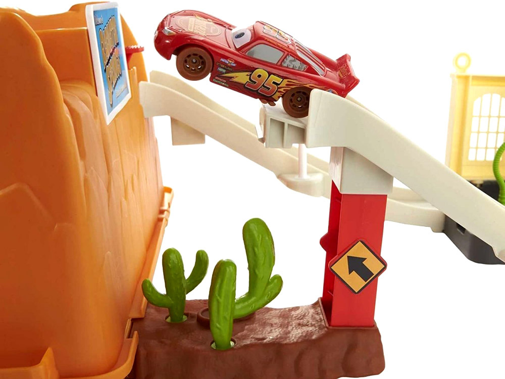 Race track launcher Cars Cars Lightning McQueen box ZA5100 | toys ...